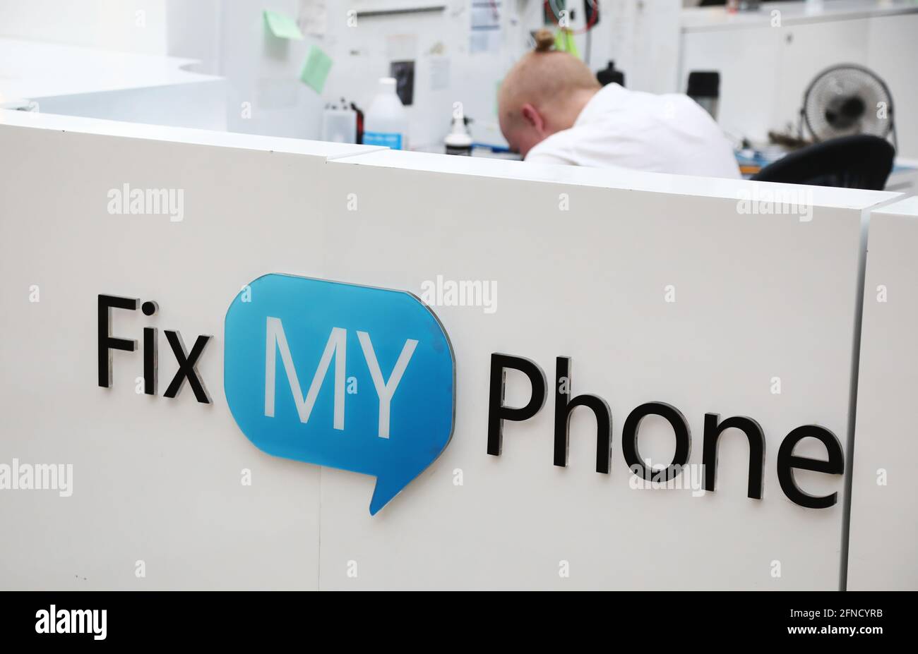 Fix mobile logo hi-res stock photography and images - Alamy