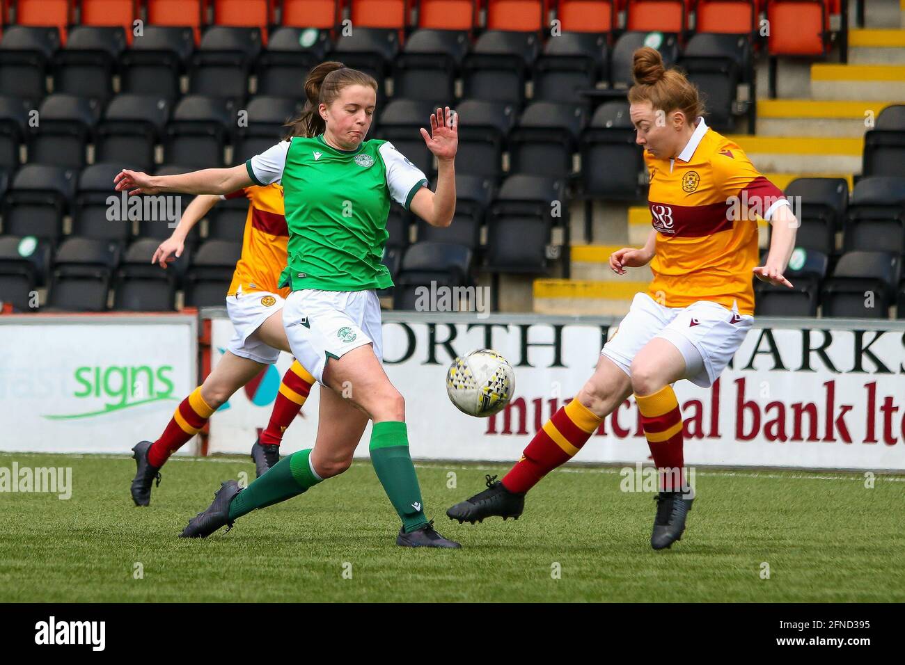 Hibernian womens football club hi-res stock photography and images - Alamy