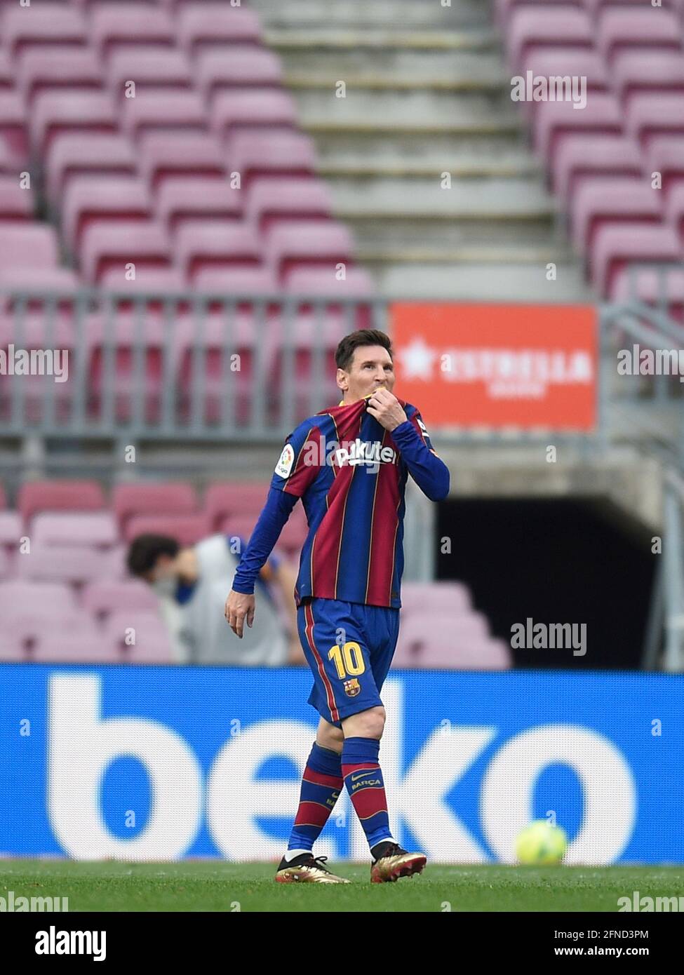 Lionel Messi of FC Barcelona celebrates after scoring the 1-0 during ...