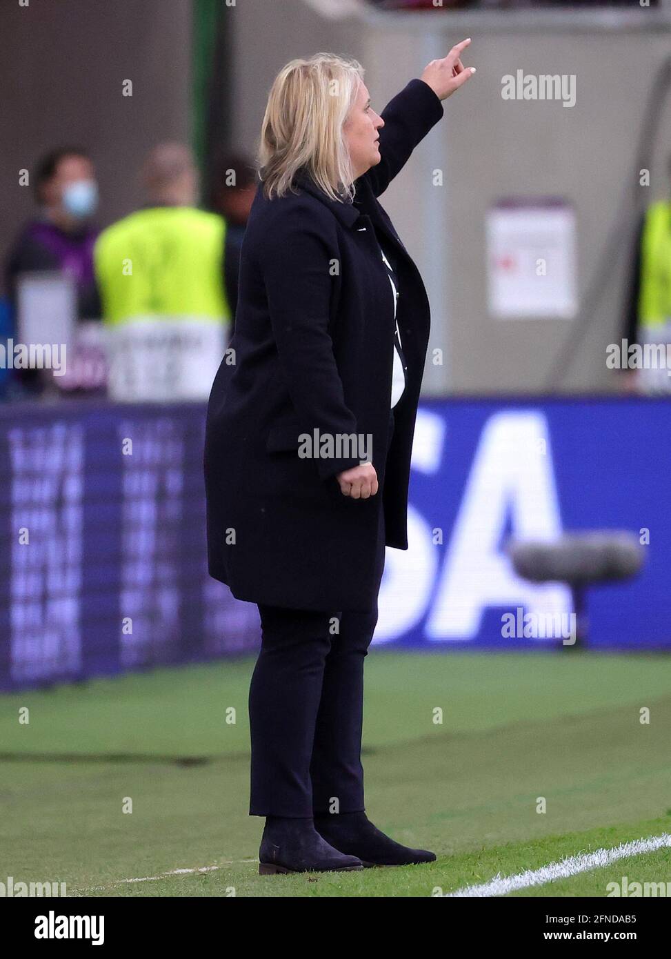 Chelsea manager Emma Hayes during the UEFA Women's Champions League ...