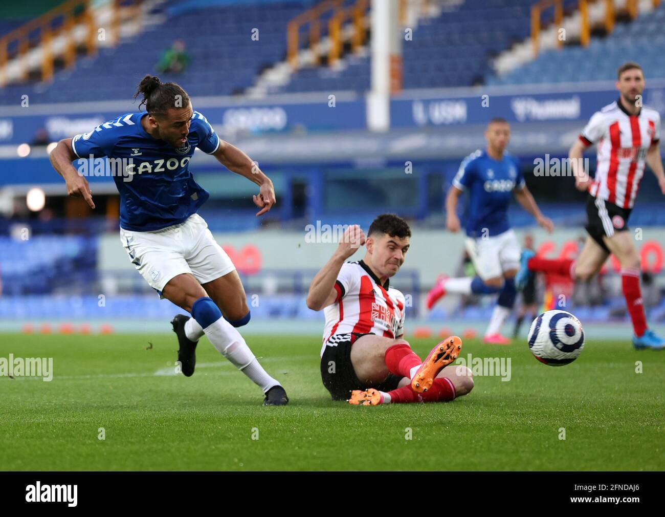 Everton's Dominic Calvert-Lewin has a shot on goal during the Premier ...