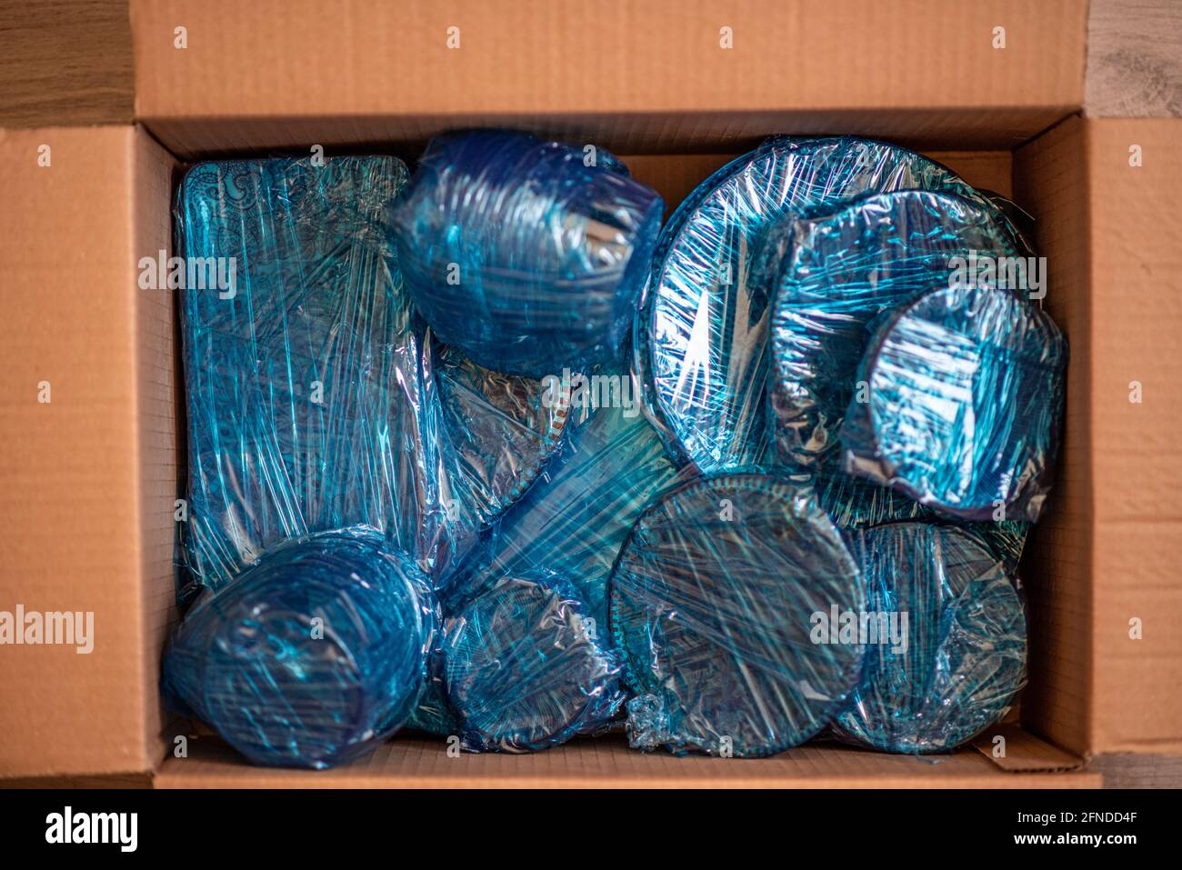 Shipping container home interior hi-res stock photography and images ...