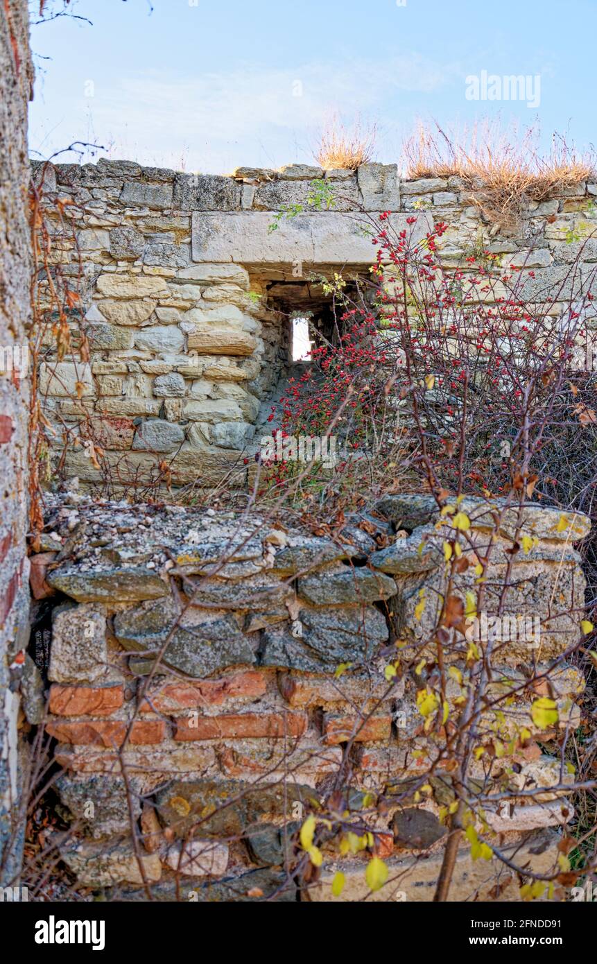 Histria, Romania - Ruins of ancient Greek colony city of Istros ...