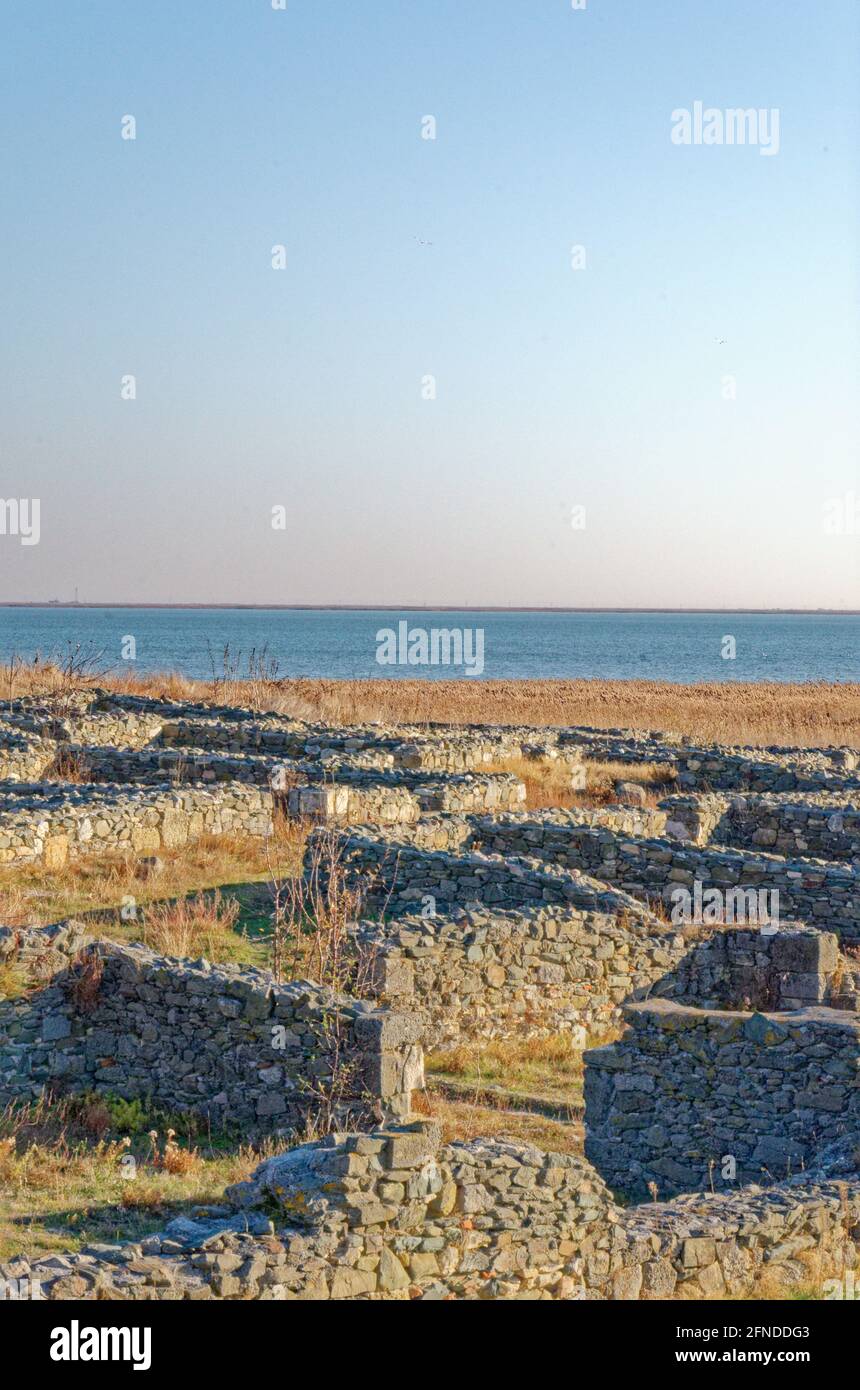 Histria, Romania - Ruins of ancient Greek colony city of Istros ...