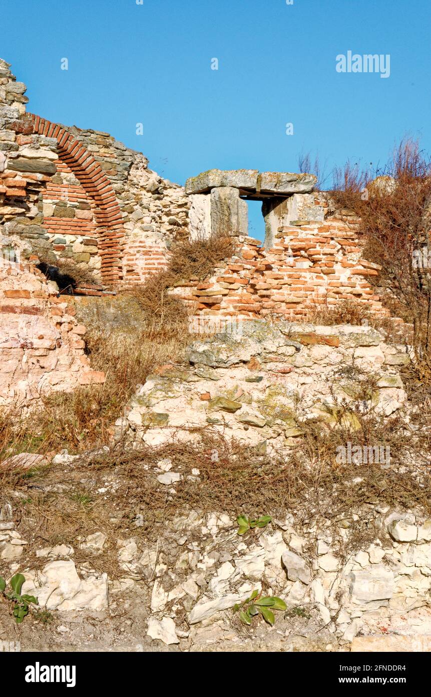 Histria, Romania - Ruins of ancient Greek colony city of Istros ...
