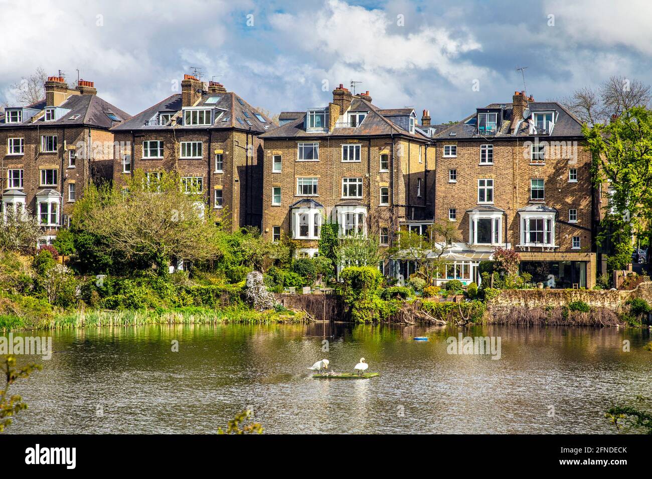 Hampstead houses hi-res stock photography and images - Alamy
