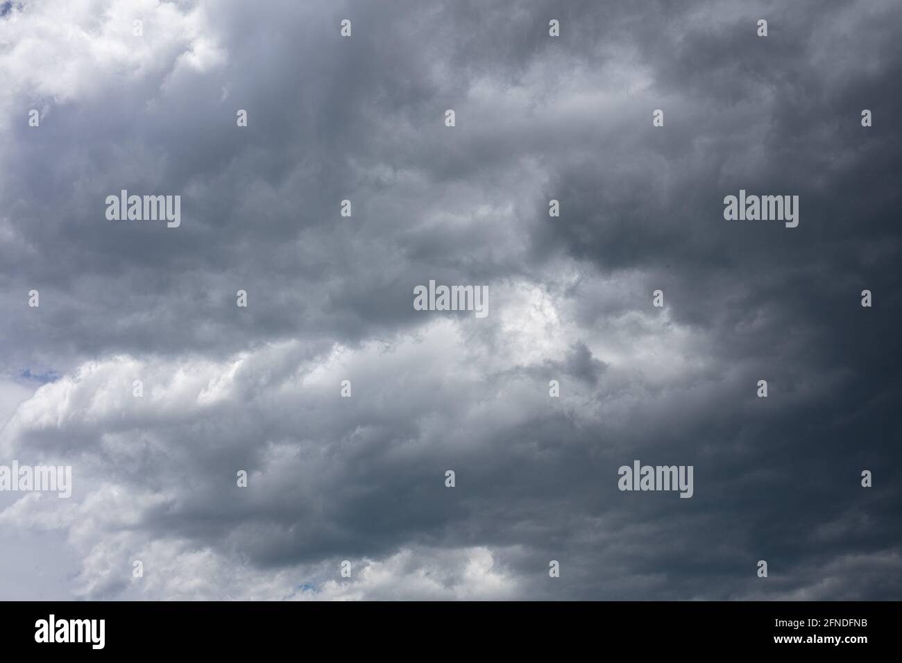 Dramatic clouds in stormy spring weather Stock Photo - Alamy