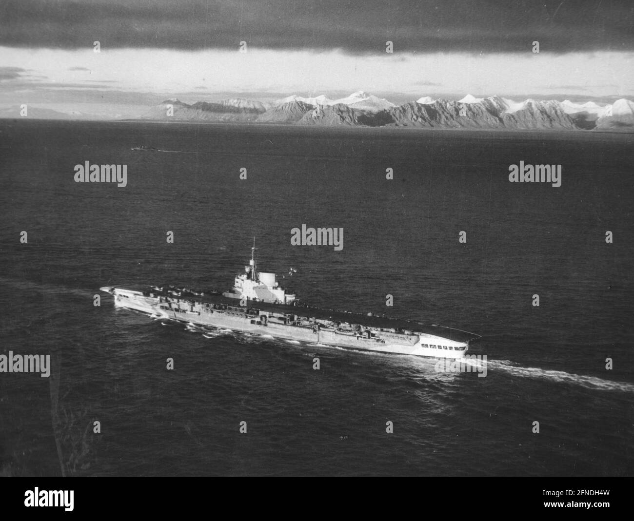 Hms victorious aircraft carrier Black and White Stock Photos & Images ...