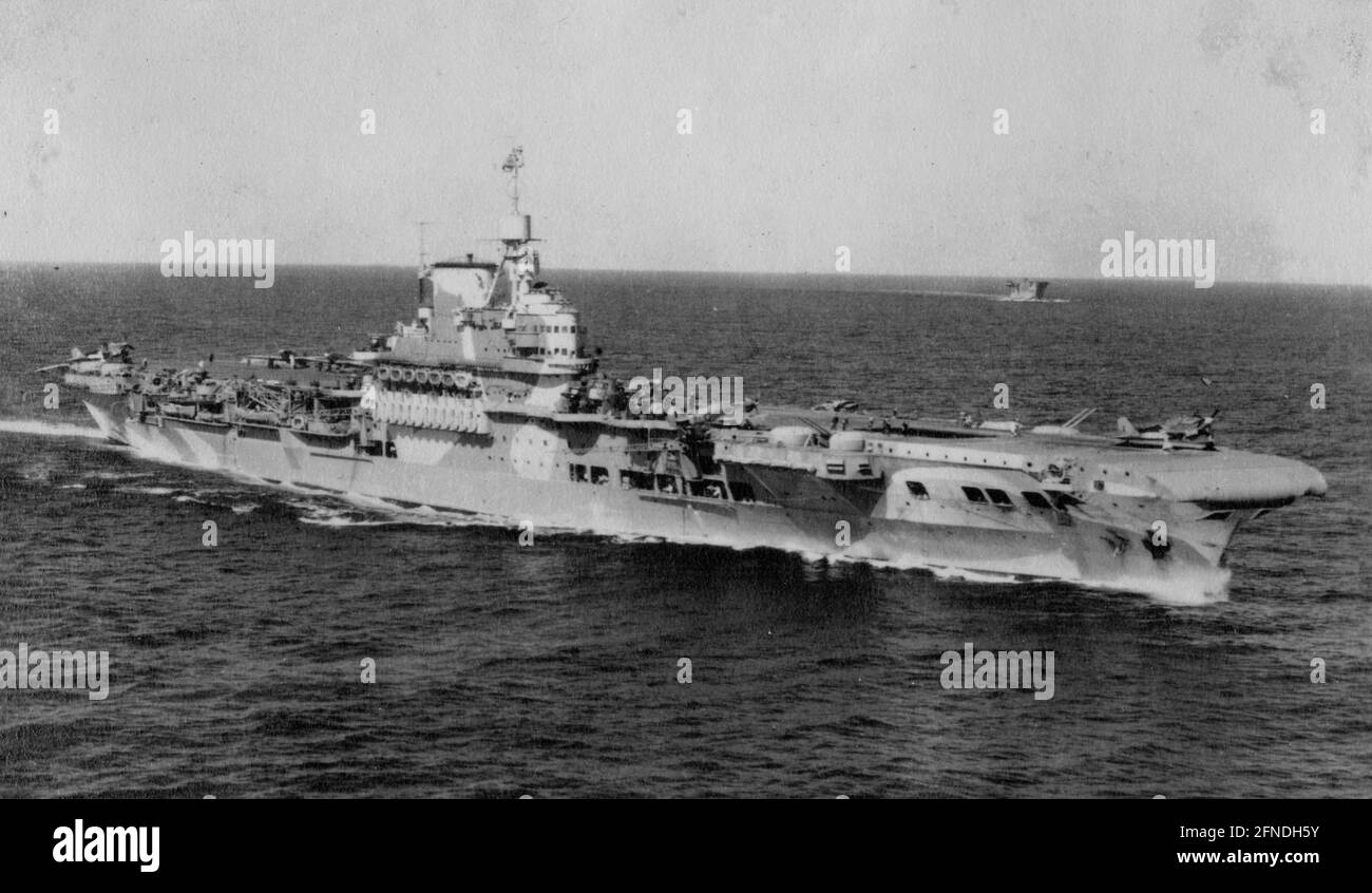 HMS Victorious HMS Argus Stock Photo - Alamy