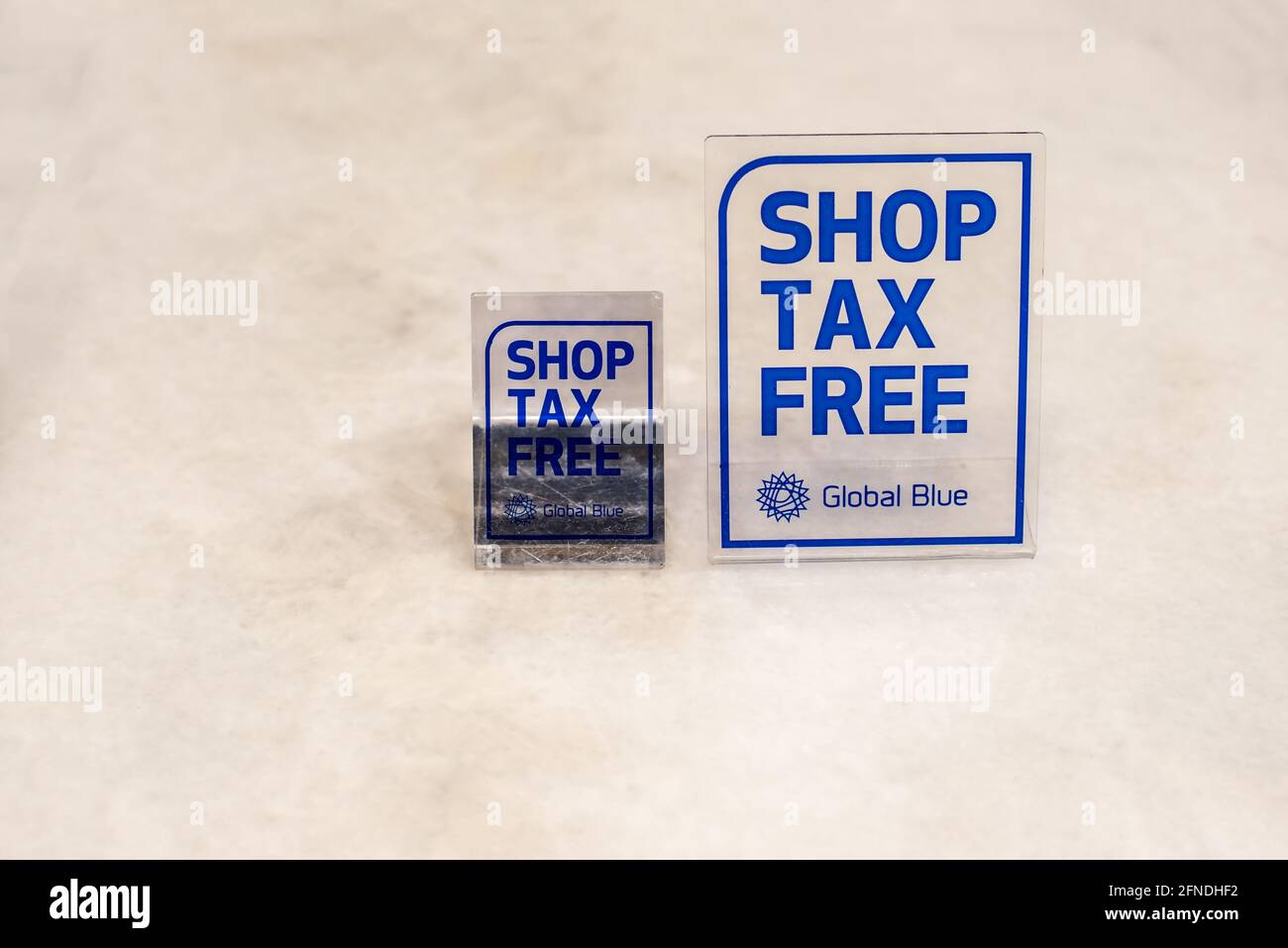 Tax free shopping europe hi-res stock photography and images - Alamy