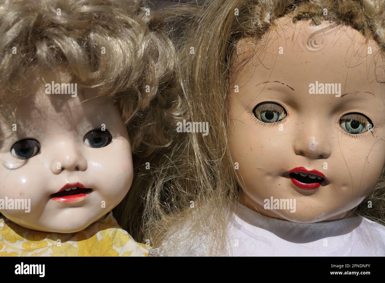 Two creepy old dolls hi-res stock photography and images - Alamy