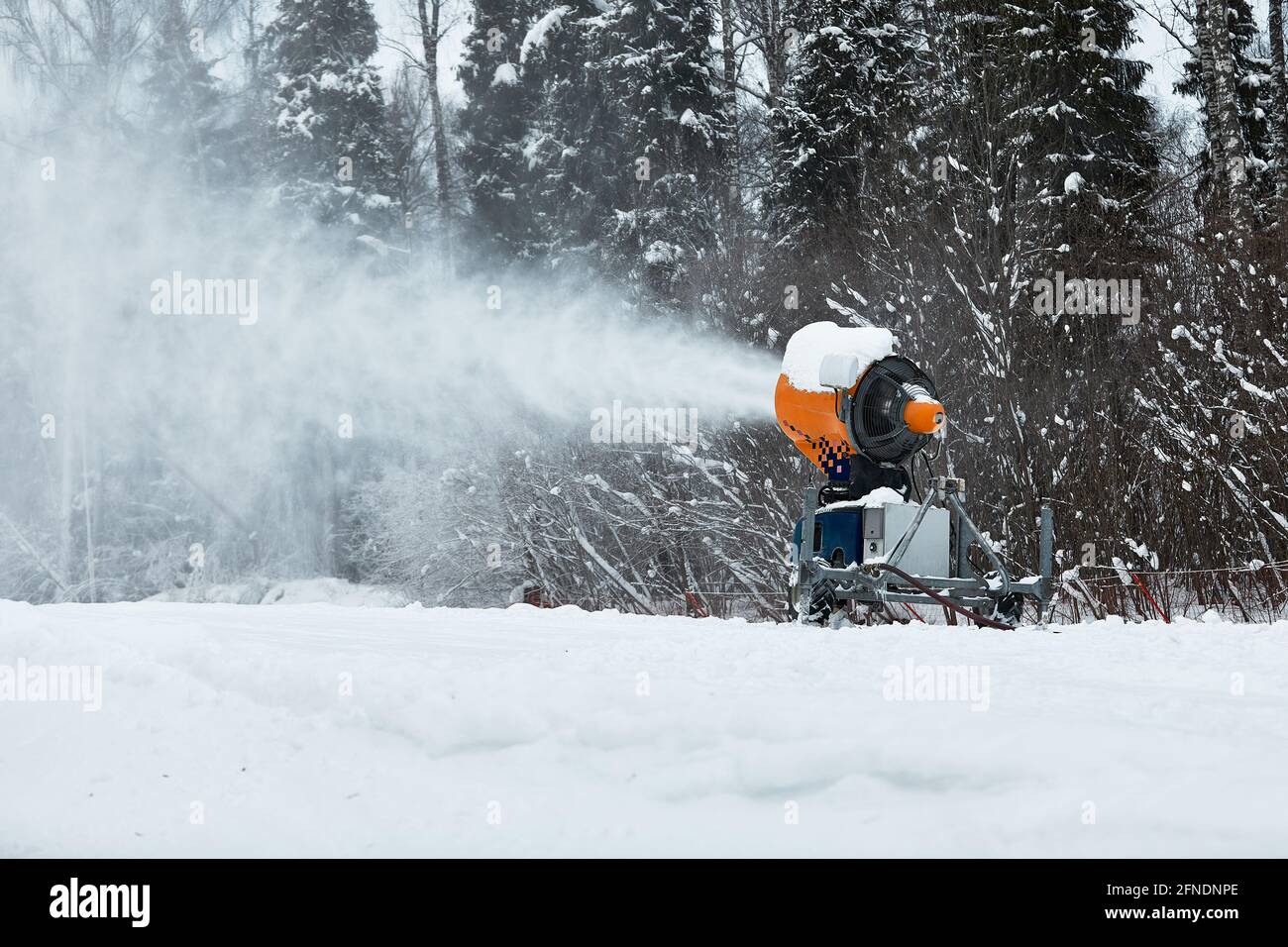 Tree spraying machine hi-res stock photography and images - Alamy