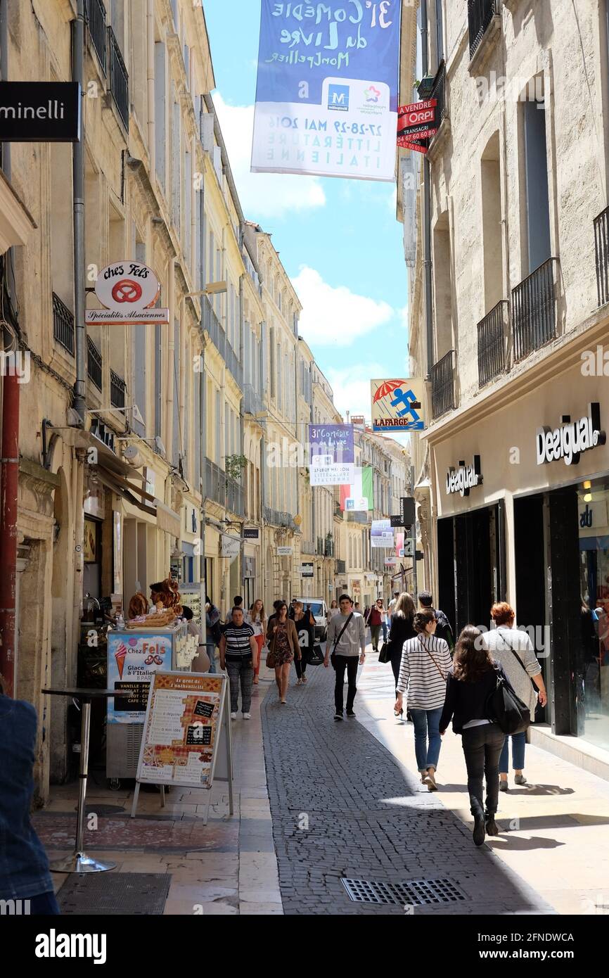 Montpellier centre ville hi-res stock photography and images - Alamy