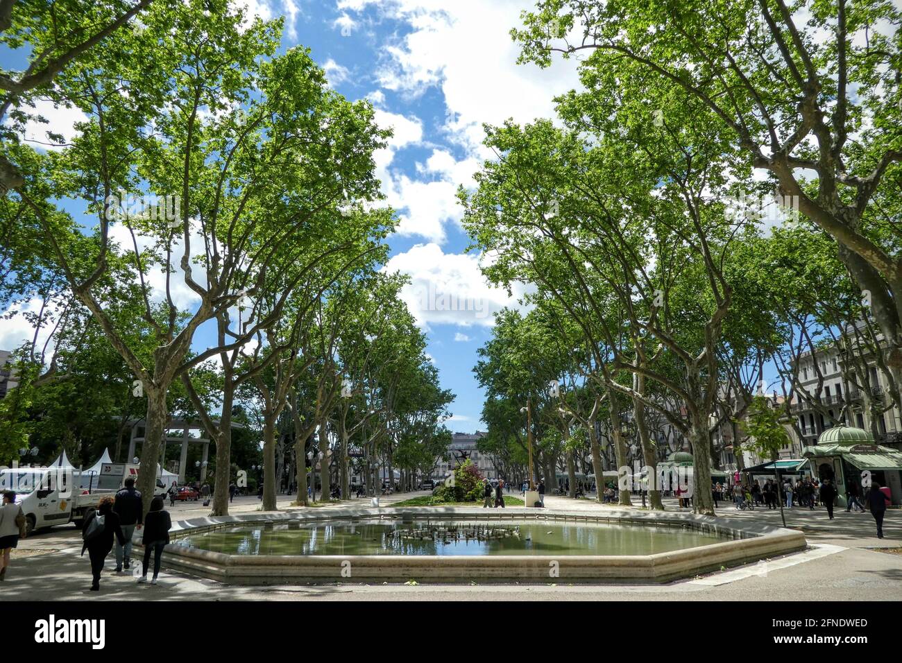Landscape shot of the fountain on the Esplanade, downtown Montpellier ...