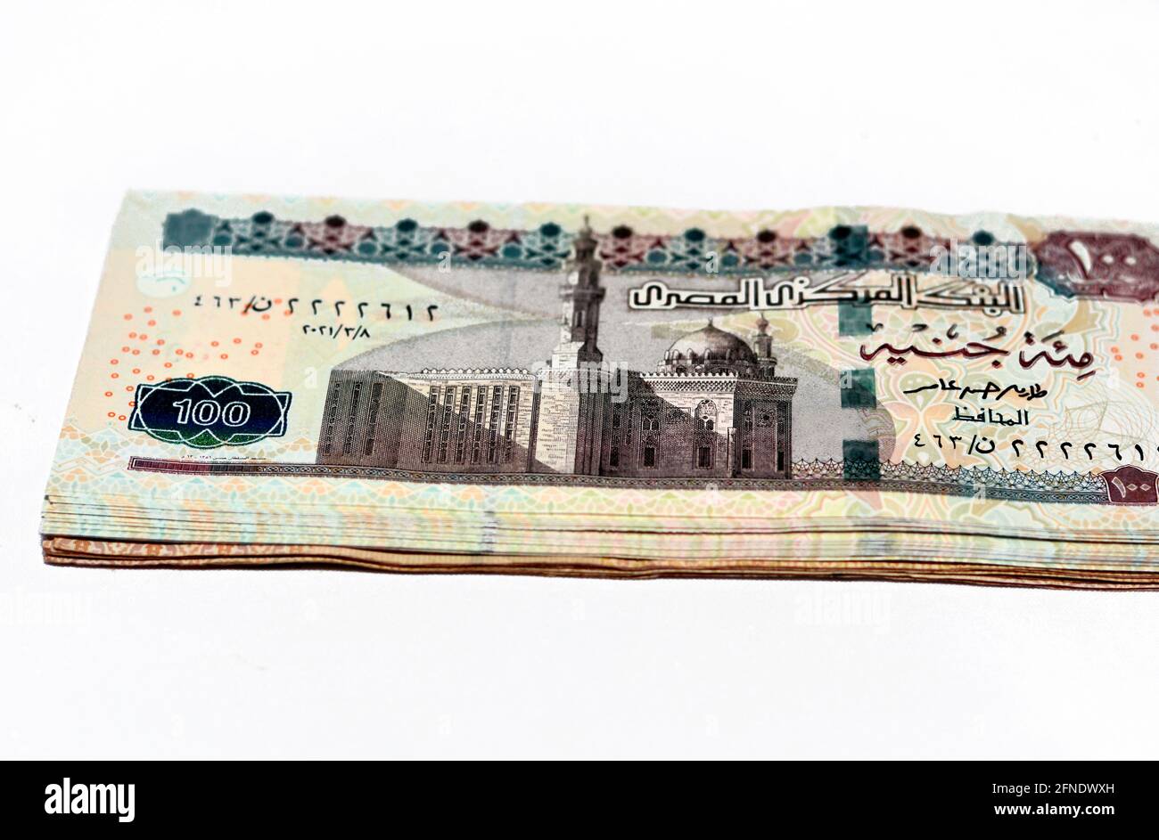 obverse side of 100 LE one hundred Egyptian pounds banknote features ...