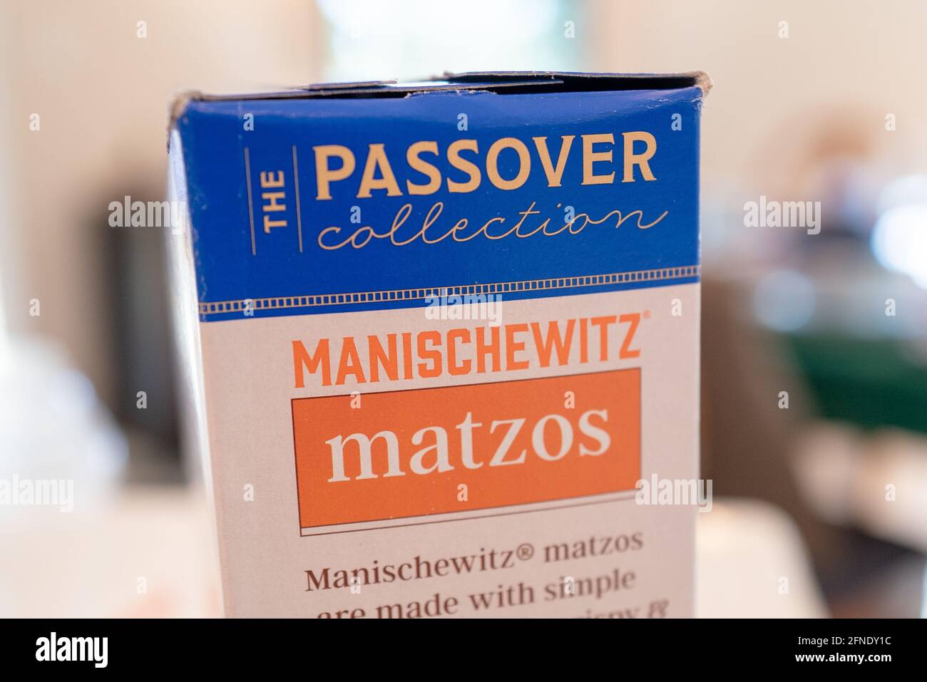 Brand matzos hi-res stock photography and images - Alamy