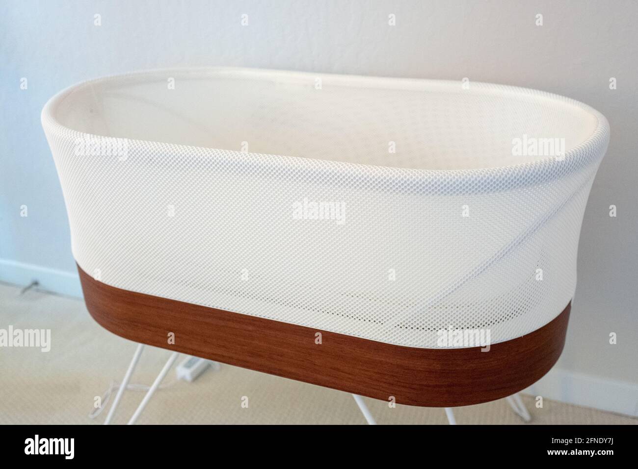 SNOO robotic baby bassinet from Happiest Bay, Lafayette, California ...