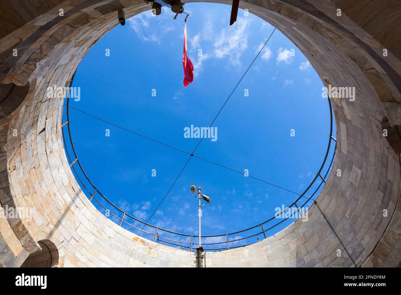 Inside the leaning tower of pisa hi-res stock photography and images ...