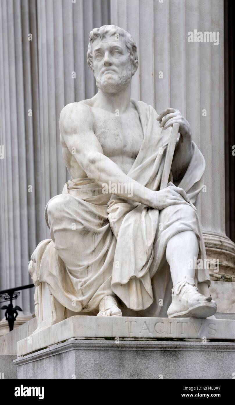 Tacitus statue hi-res stock photography and images - Alamy