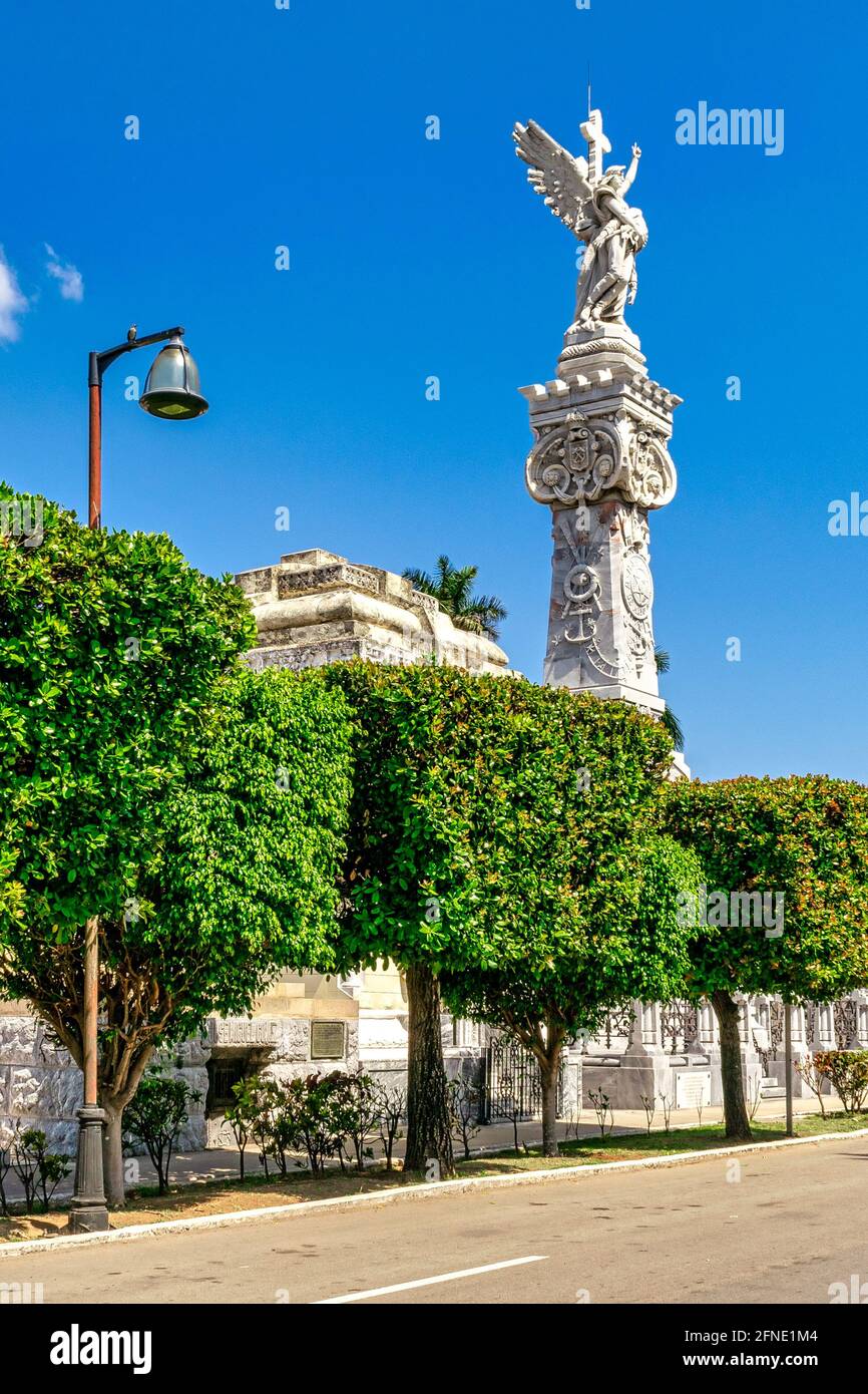 Colon Cemetery in Havana, Cuba Stock Photo - Alamy