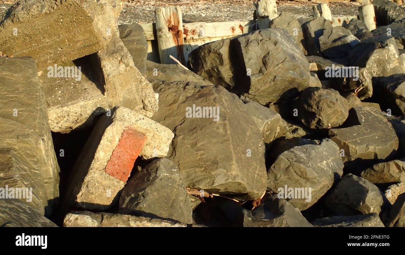 Erosion control rocks hi-res stock photography and images - Alamy