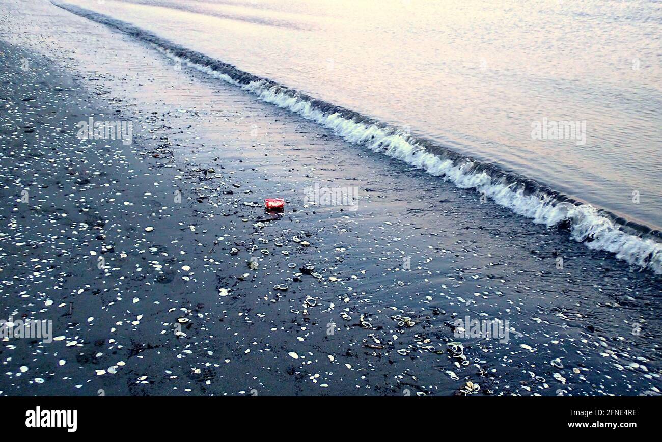 Coca cola beach hi-res stock photography and images - Alamy