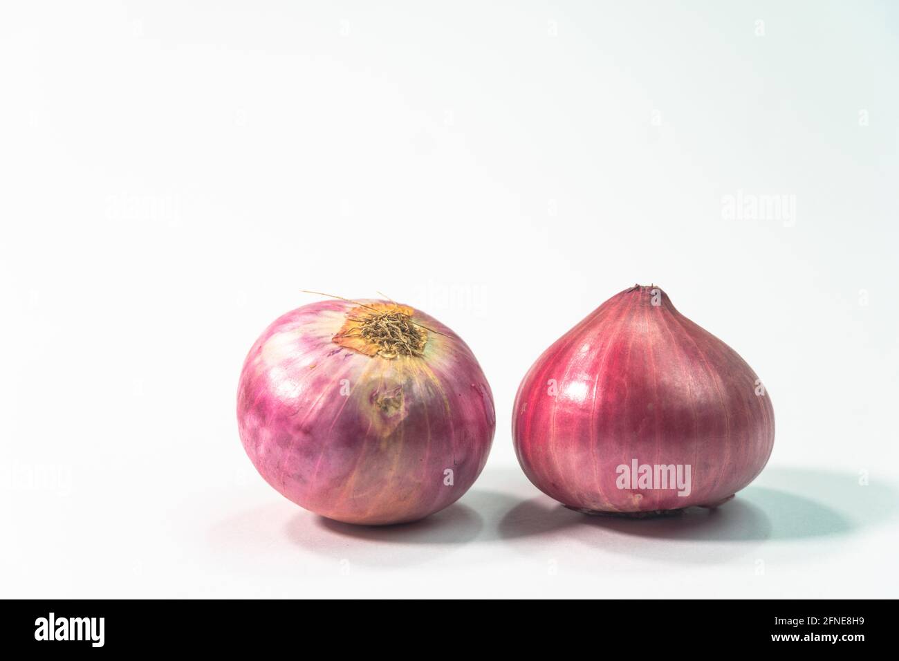 Onion 4k hi-res stock photography and images - Alamy