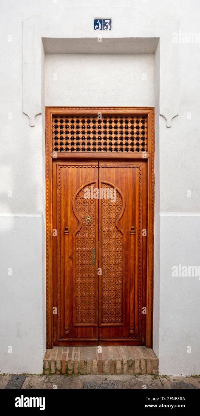 Moorish arch hi-res stock photography and images - Alamy