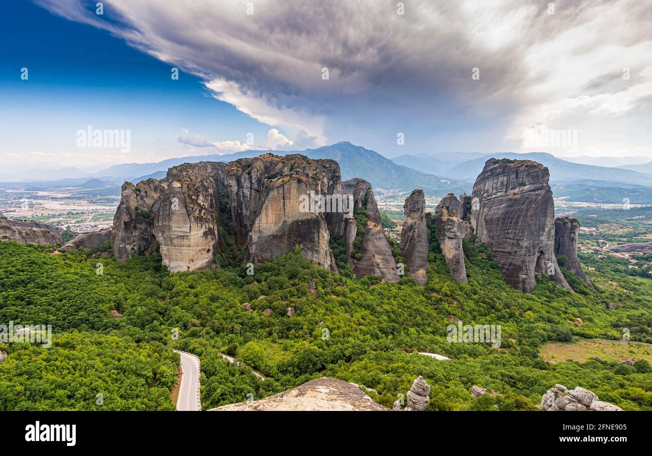 Greece forest hi-res stock photography and images - Alamy