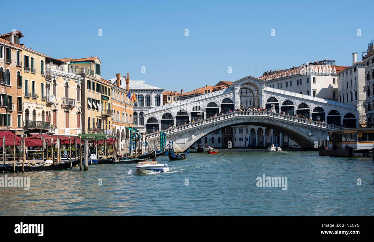 Bridge over venetian canal hi-res stock photography and images - Alamy