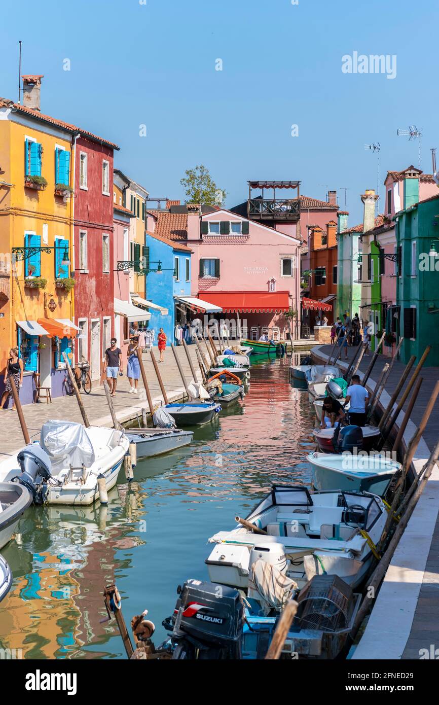 Canal with boats, Colorful houses, Colorful facade, Burano island ...