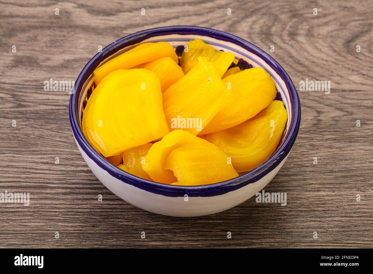 Canned jackfruit hi-res stock photography and images - Alamy