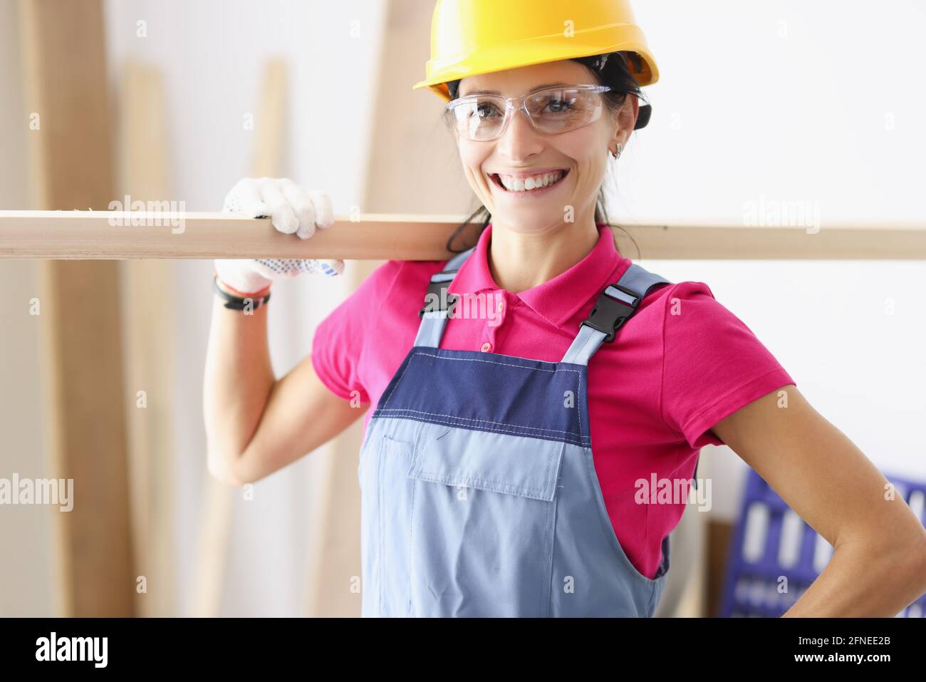 Woman hobby builder hi-res stock photography and images - Alamy
