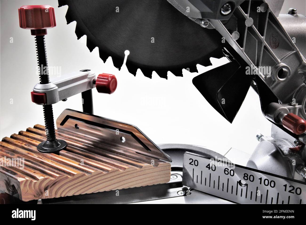 circular saw blade cutting Stock Photo - Alamy