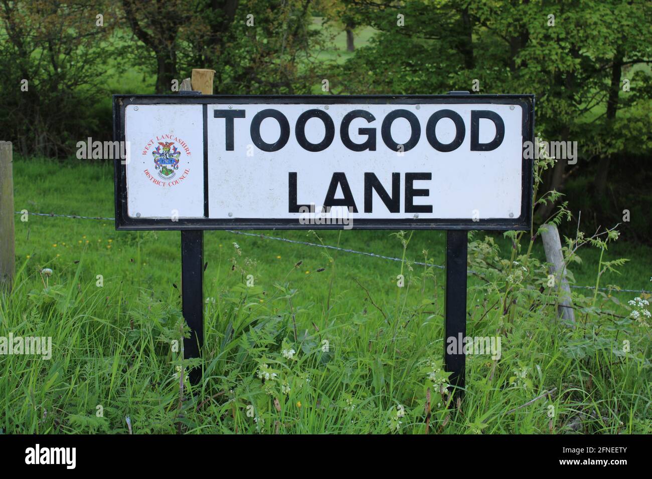 English road sign hi-res stock photography and images - Alamy