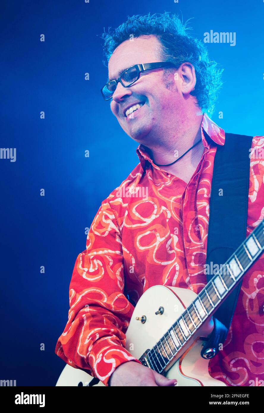 Leo moran musician hi-res stock photography and images - Alamy