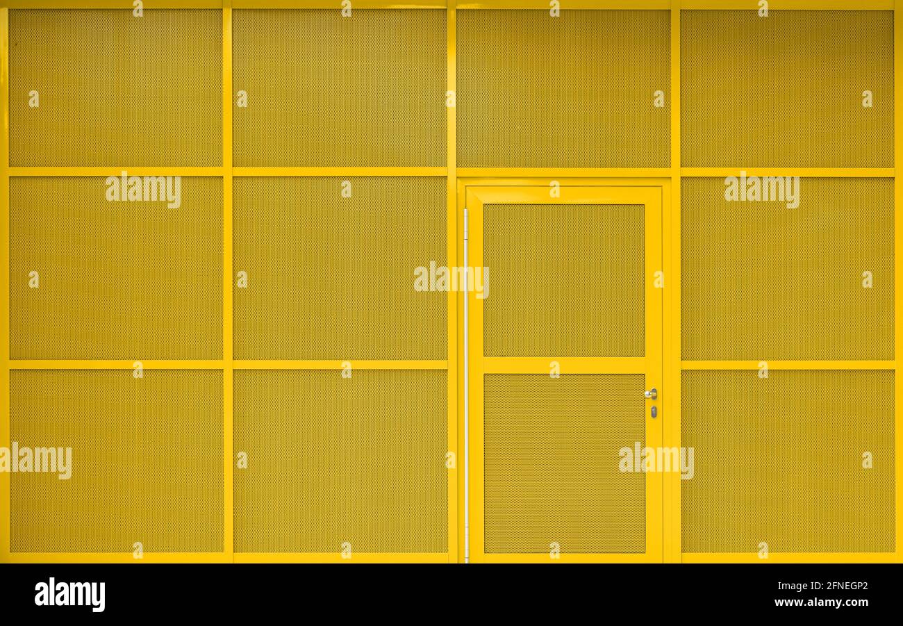 Minimalist house exterior hi-res stock photography and images - Alamy