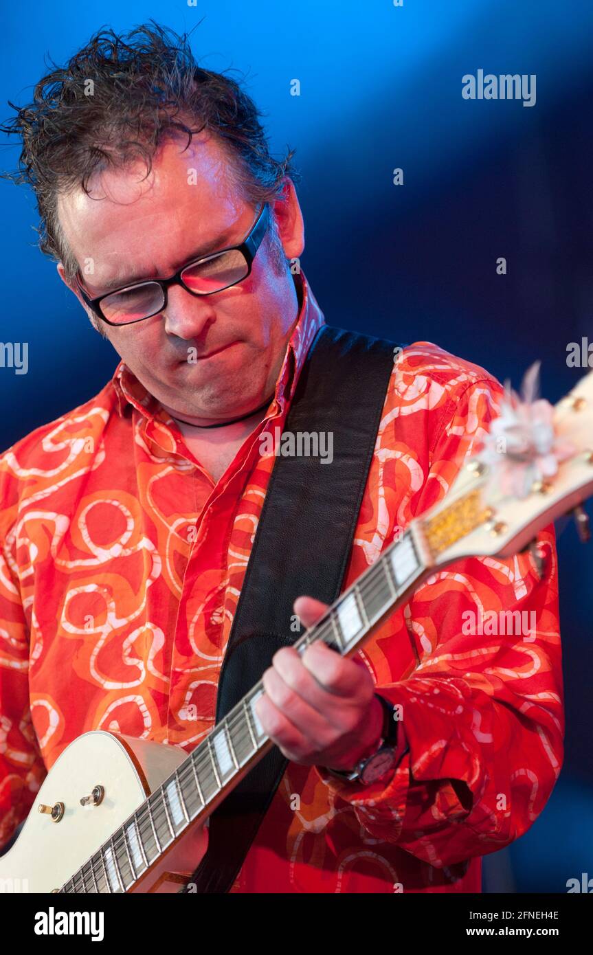 Saw doctors hi-res stock photography and images - Alamy