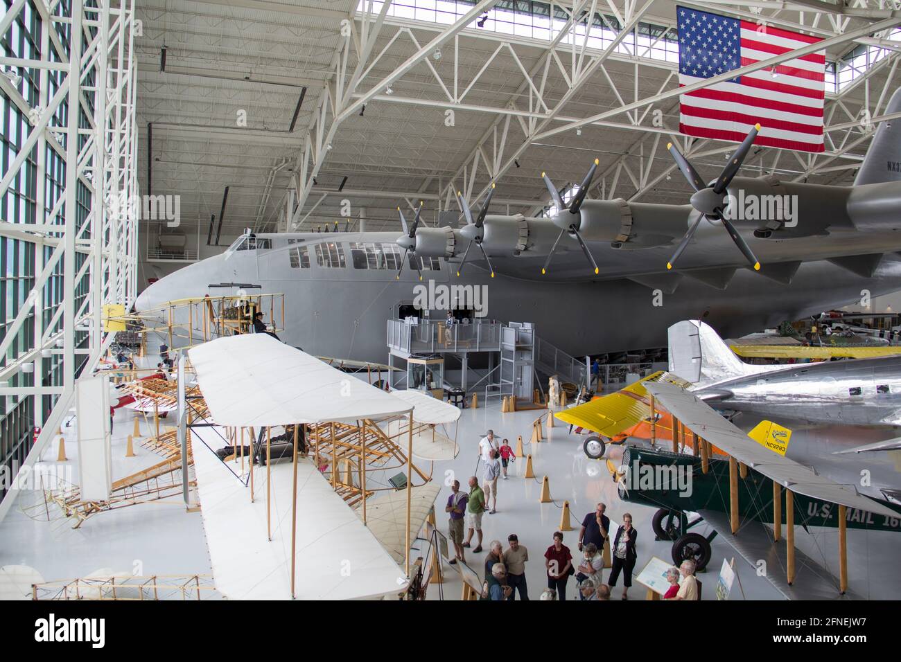 The Spruce Goose spans almost the whole museum - what an aircraft Stock ...