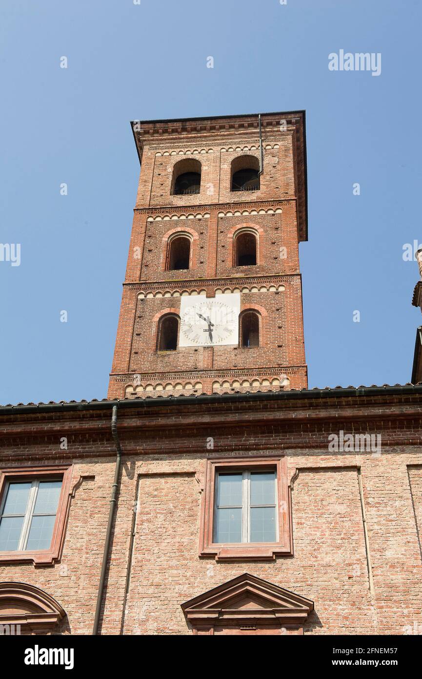 Cattedrale di santa maria assunta asti hi-res stock photography and ...