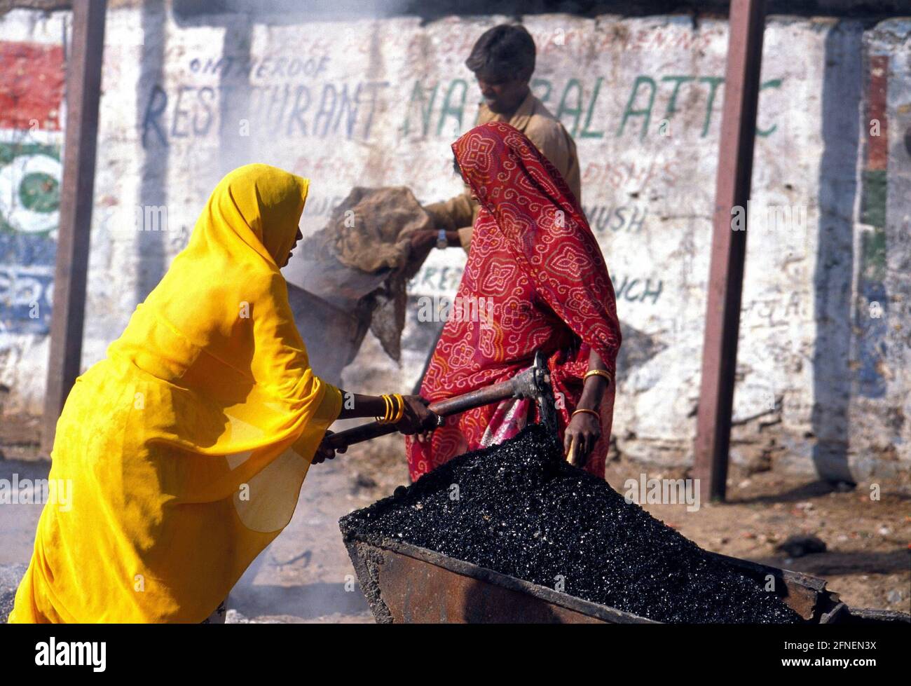 Back breaking work hi-res stock photography and images - Alamy