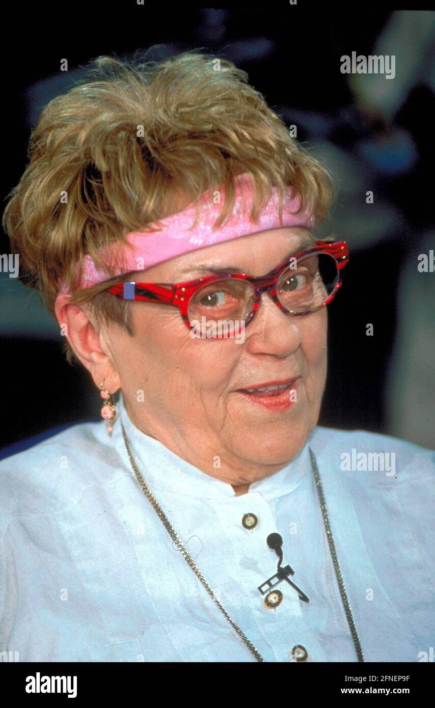 "Johanna König, made commercials for Ariel on German television as ...