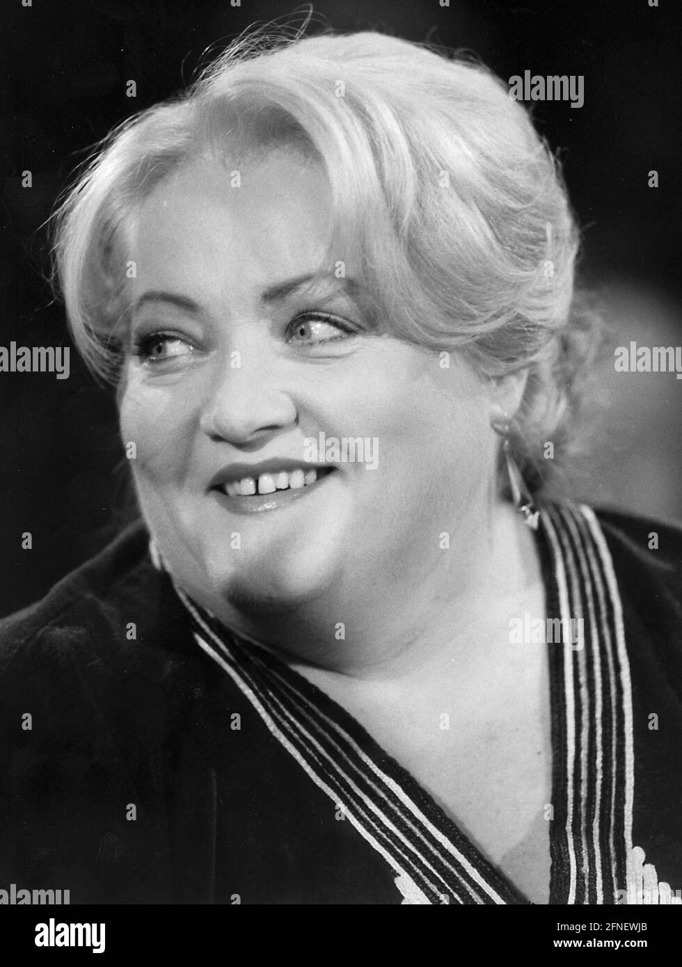 Marianne sagebrecht hi-res stock photography and images - Alamy