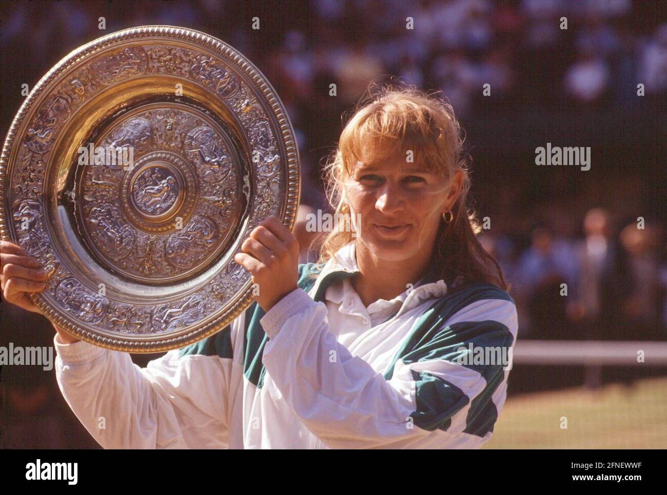 Steffi graf wimbledon hi-res stock photography and images - Alamy