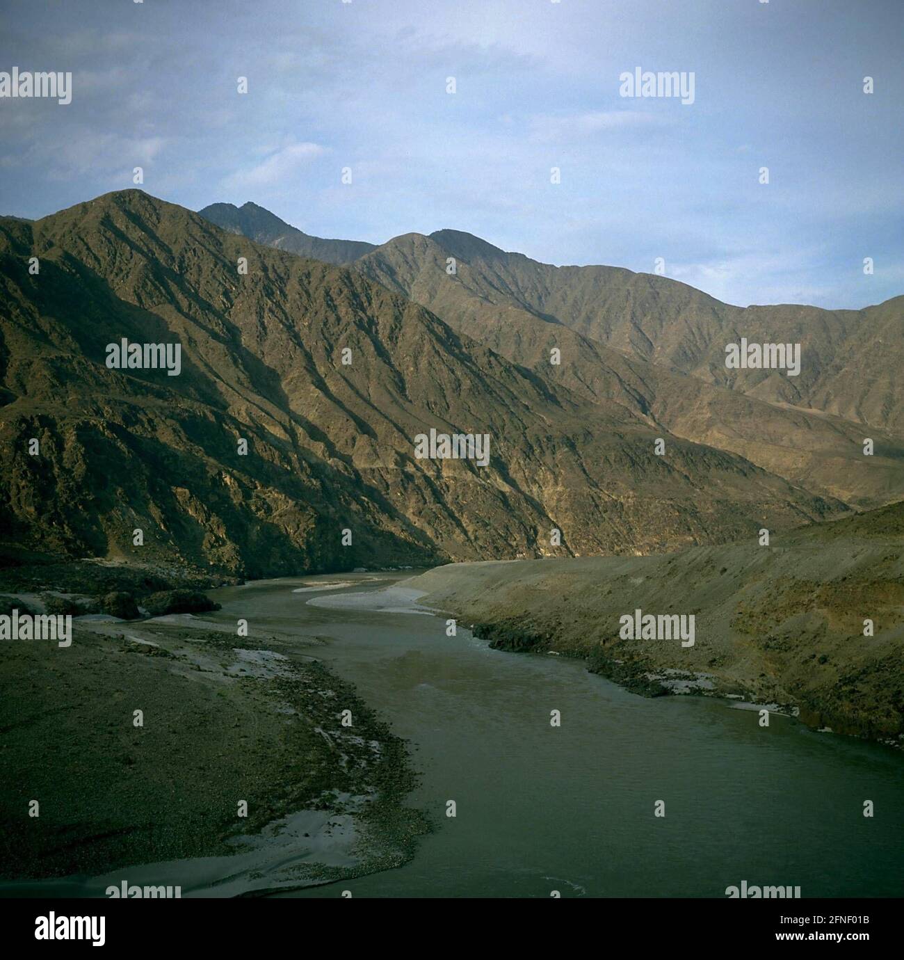 Upper indus valley hi-res stock photography and images - Alamy