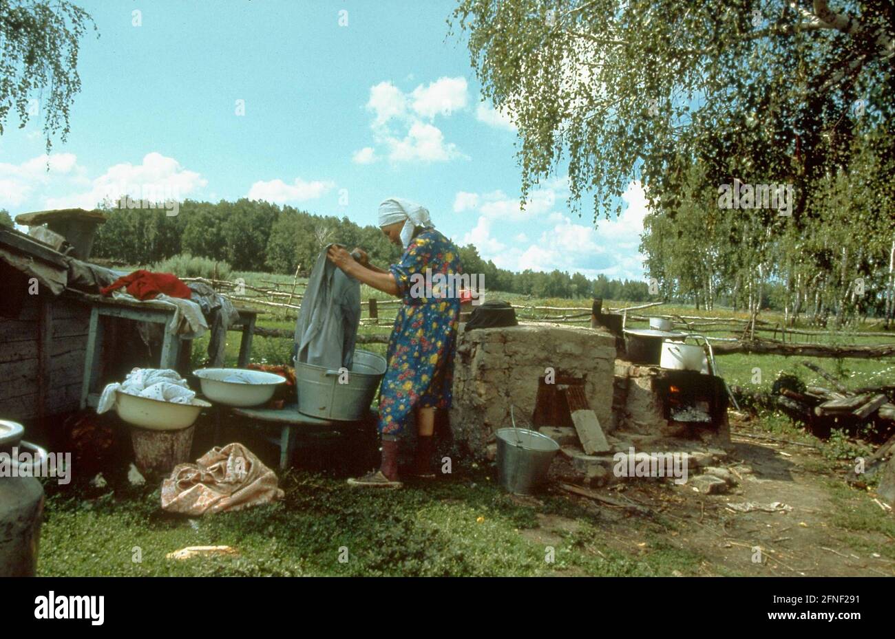 Washing trough hi-res stock photography and images - Alamy