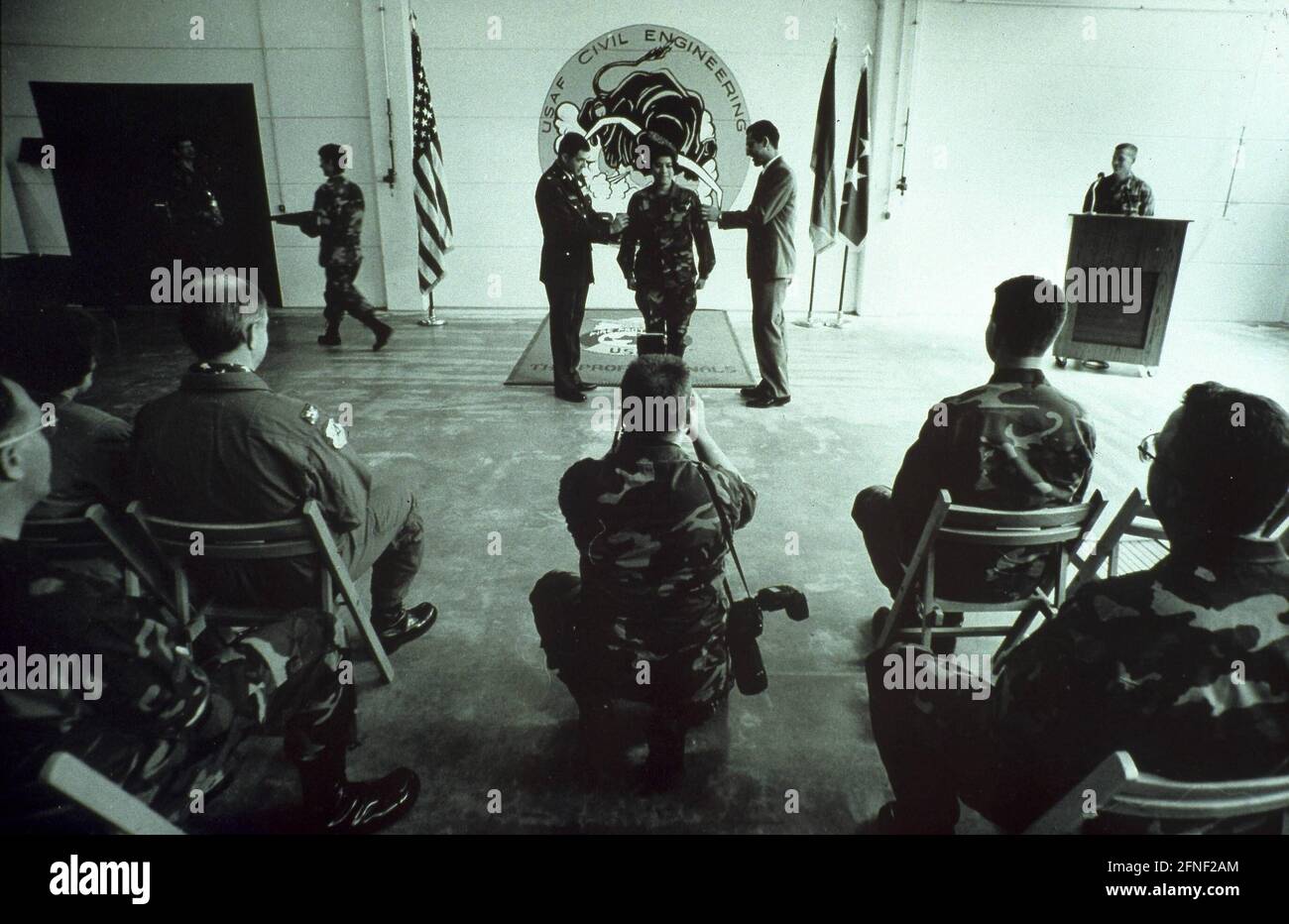 American military personalities hi-res stock photography and images - Alamy