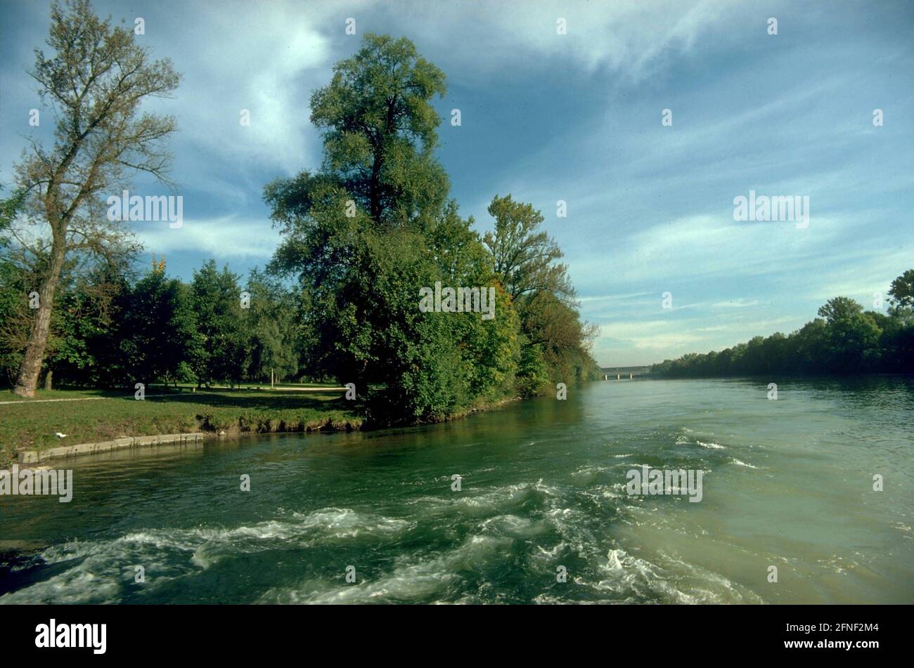 Isar in the English Garden. [automated translation] Stock Photo - Alamy