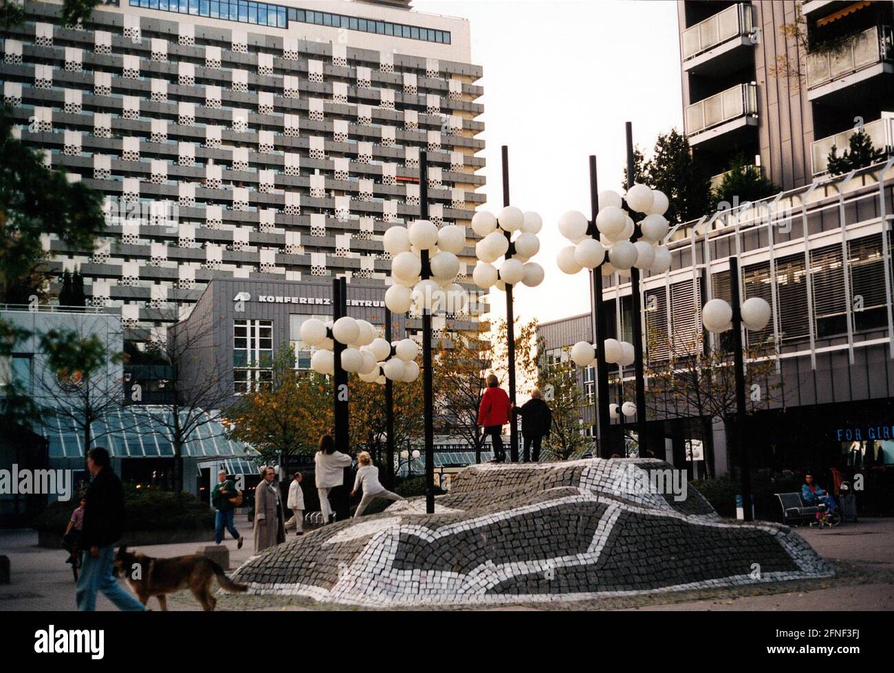 "Lamp Hill"" in Arabellapark [automated translation] Stock Photo - Alamy