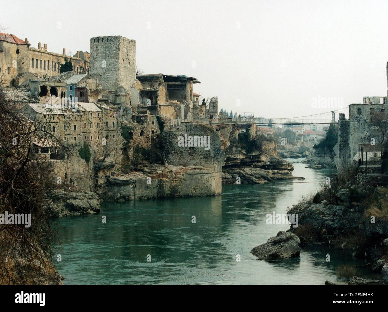 Mostar bridge destroyed hi-res stock photography and images - Alamy